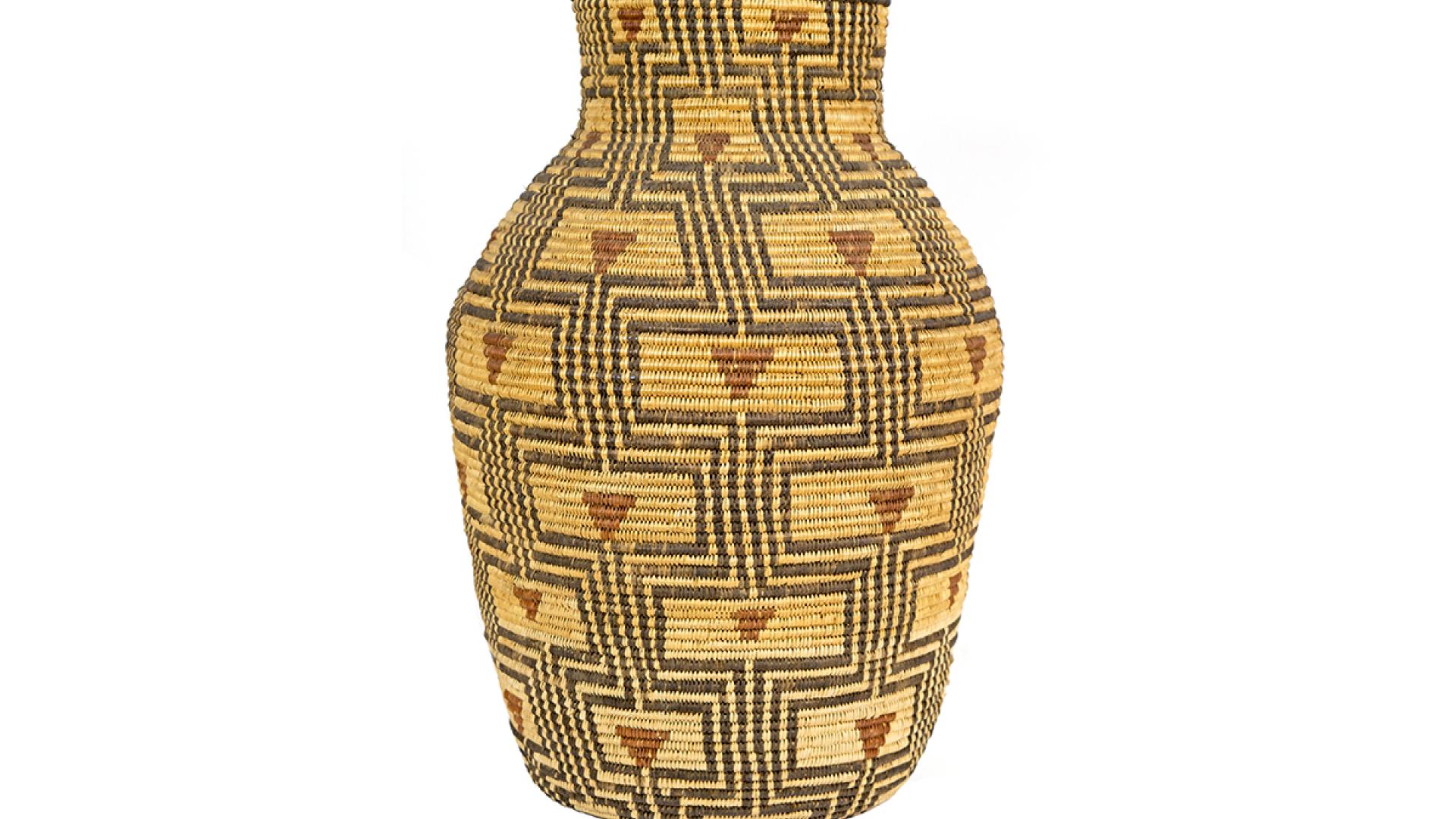 TREASURES OF THE IACB: WESTERN APACHE TYPE BASKET, CA. 1910 | U.S ...