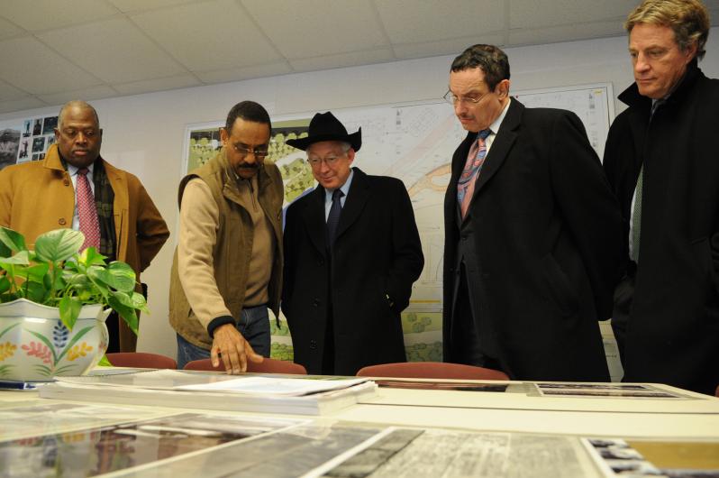 Secretary Salazar, Administrator Jackson, Mayor Gray and Congresswoman ...